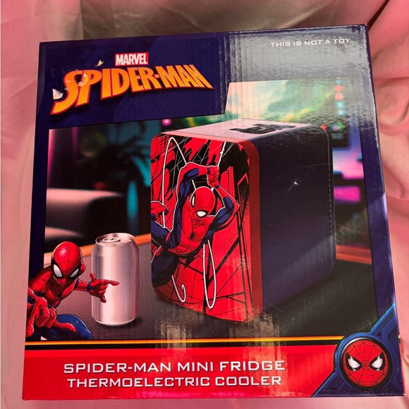 Sanrio | Other | Marvel Spiderman 6 Can Personal Mini Fridge ...